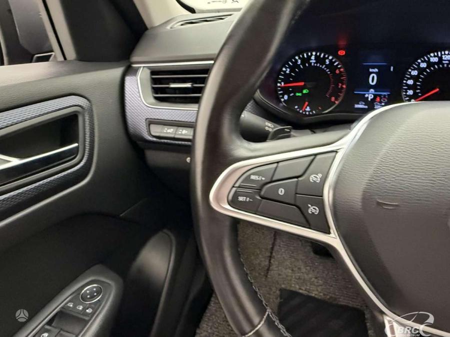 Grey Renault Arkana 2021 in Vilnius, with an engine capacity of 1.60 L and mileage of 31 thousand km for 14990 €, photo 31 on AUTOMOTO.COM.LV