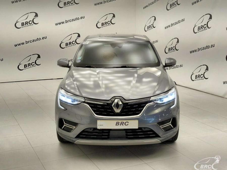 Grey Renault Arkana 2021 in Vilnius, with an engine capacity of 1.60 L and mileage of 137 thousand km for 13800 €, photo 5 on AUTOMOTO.COM.LV
