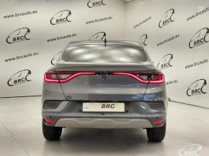 Grey Renault Arkana 2021 in Vilnius, with an engine capacity of 1.60 L and mileage of 137 thousand km for 13800 €, photo 9 on AUTOMOTO.COM.LV