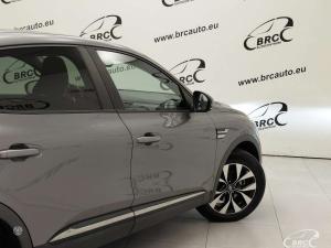 Grey Renault Arkana 2021 in Vilnius, with an engine capacity of 1.60 L and mileage of 137 thousand km for 13800 €, photo 12 on AUTOMOTO.COM.LV