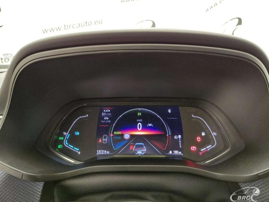 Grey Renault Arkana 2021 in Vilnius, with an engine capacity of 1.60 L and mileage of 137 thousand km for 13800 €, photo 27 on AUTOMOTO.COM.LV