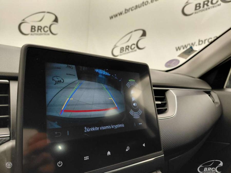 Grey Renault Arkana 2021 in Vilnius, with an engine capacity of 1.60 L and mileage of 137 thousand km for 13800 €, photo 28 on AUTOMOTO.COM.LV