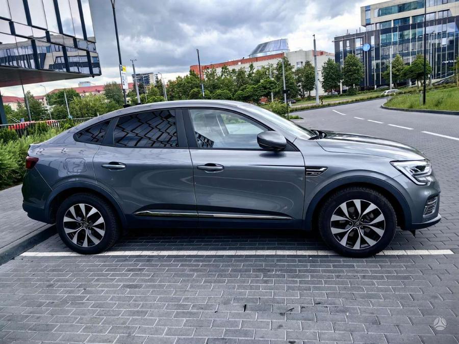 Grey Renault Arkana 2022 in Vilnius, with an engine capacity of 1.60 L and mileage of 139 thousand km for 14000 €, photo 18 on AUTOMOTO.COM.LV
