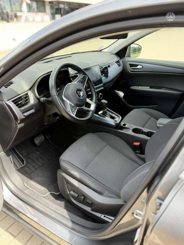 Grey Renault Arkana 2022 in Vilnius, with an engine capacity of 1.60 L and mileage of 144 thousand km for 13800 €, photo 7 on AUTOMOTO.COM.LV