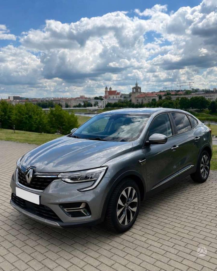 Серый Рено Arkana 2022 в Вильнюс, объемом двигателя 1.60 л и пробегом 144 тыс. км за 13800 €, фото 3 на AUTOMOTO.COM.LV