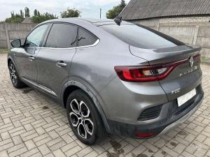 Grey Renault Arkana 2022 in Taurage, with an engine capacity of 1.60 L and mileage of 181 thousand km for 12800 €, photo 4 on AUTOMOTO.COM.LV