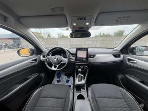 Grey Renault Arkana 2022 in Taurage, with an engine capacity of 1.60 L and mileage of 181 thousand km for 12800 €, photo 16 on AUTOMOTO.COM.LV