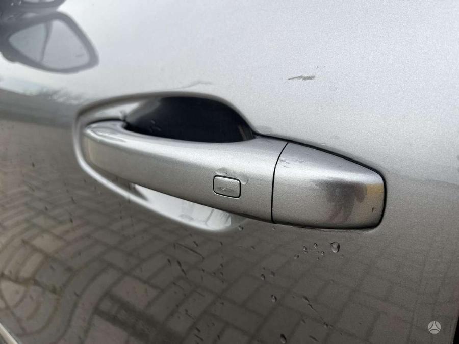 Grey Renault Arkana 2022 in Taurage, with an engine capacity of 1.60 L and mileage of 181 thousand km for 12800 €, photo 19 on AUTOMOTO.COM.LV