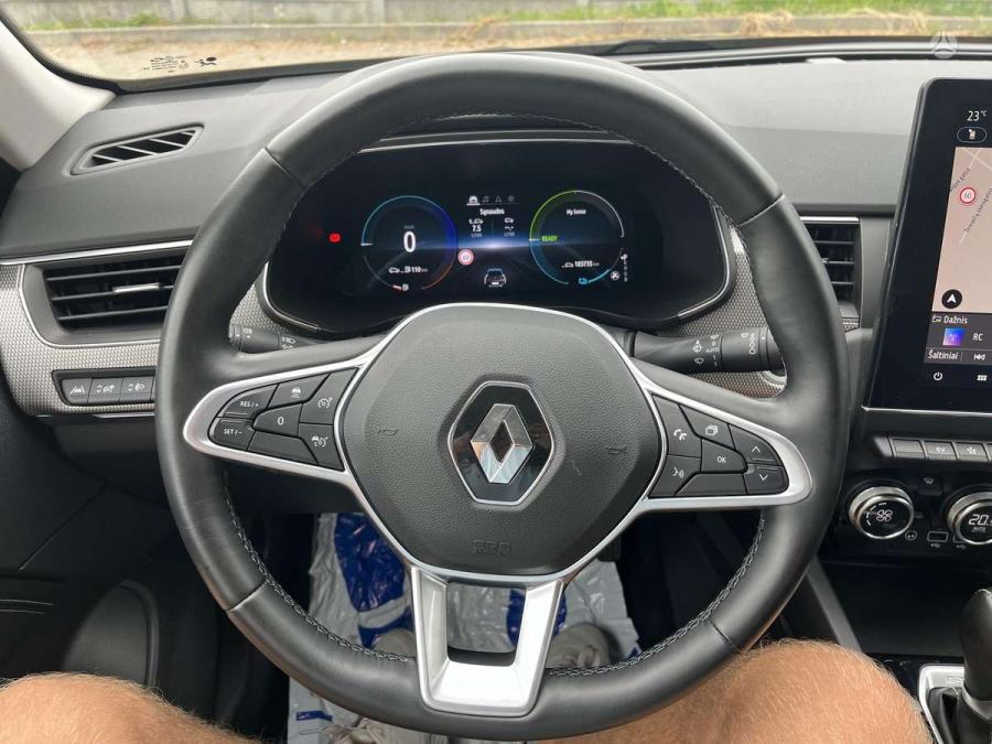 Grey Renault Arkana 2022 in Taurage, with an engine capacity of 1.60 L and mileage of 181 thousand km for 12800 €, photo 23 on AUTOMOTO.COM.LV