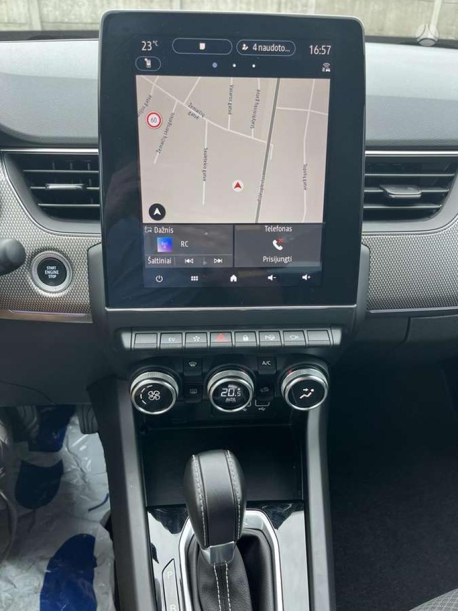 Grey Renault Arkana 2022 in Taurage, with an engine capacity of 1.60 L and mileage of 181 thousand km for 12800 €, photo 26 on AUTOMOTO.COM.LV