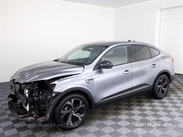 Pelēks Renault Arkana 2023 Tallina, ar dzinēja tilpumu 1.30 L un nobraukumu 14 tūkst. km par 7999 €, foto 2 vietnē AUTOMOTO.COM.LV