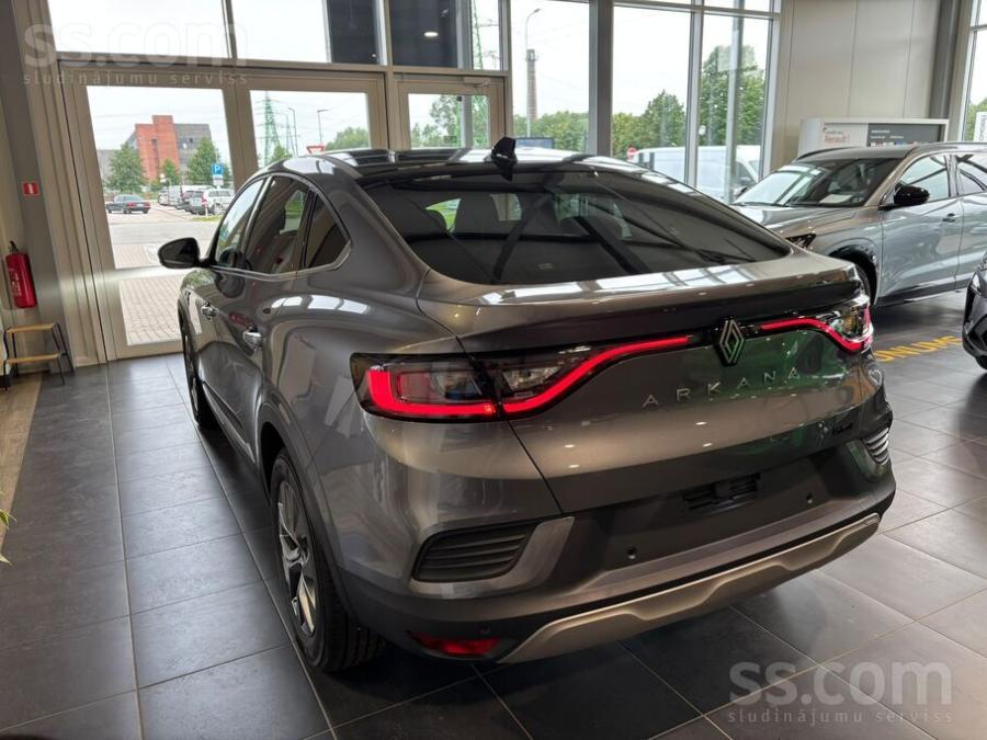 Pelēks Renault Arkana 2026 Liepāja, ar dzinēja tilpumu 1.60 L un nobraukumu 0 tūkst. km par 25980 €, foto 4 vietnē AUTOMOTO.COM.LV