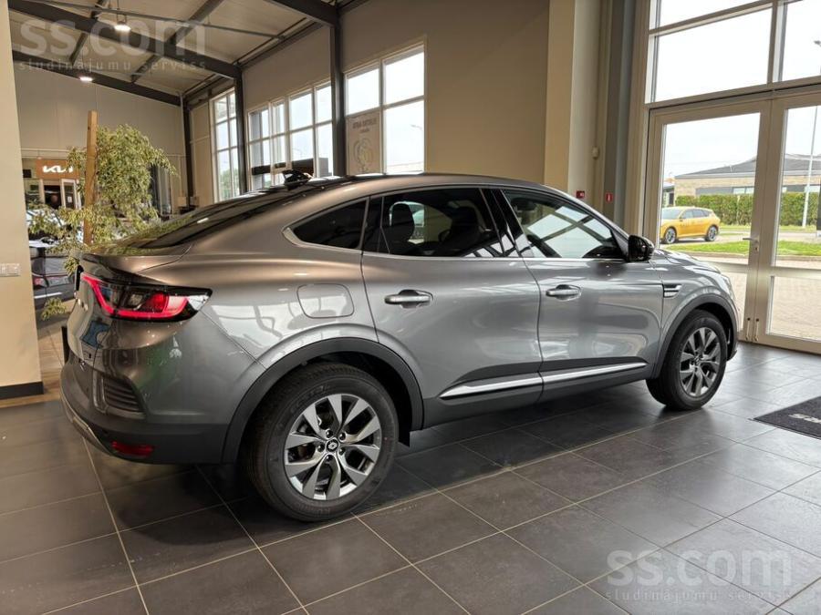 Pelēks Renault Arkana 2026 Liepāja, ar dzinēja tilpumu 1.60 L un nobraukumu 0 tūkst. km par 25980 €, foto 5 vietnē AUTOMOTO.COM.LV