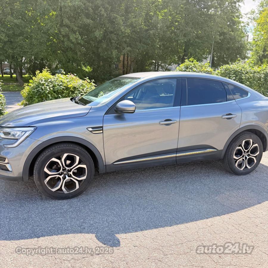 Pelēks Renault Arkana 2021 Narva, ar dzinēja tilpumu 1.30 L un nobraukumu 58 tūkst. km par 12999 €, foto 1 vietnē AUTOMOTO.COM.LV