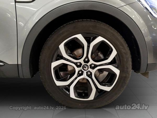 Pelēks Renault Arkana 2021 Tallina, ar dzinēja tilpumu 0.00 L un nobraukumu 77 tūkst. km par 15990 €, foto 9 vietnē AUTOMOTO.COM.LV