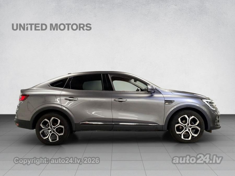 Pelēks Renault Arkana 2021 Tallina, ar dzinēja tilpumu 0.00 L un nobraukumu 77 tūkst. km par 15990 €, foto 12 vietnē AUTOMOTO.COM.LV