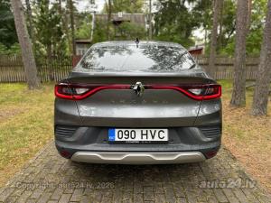 Grey Renault Arkana 2021 in Tallinn, with an engine capacity of 1.30 L and mileage of 82 thousand km for 15900 €, photo 5 on AUTOMOTO.COM.LV