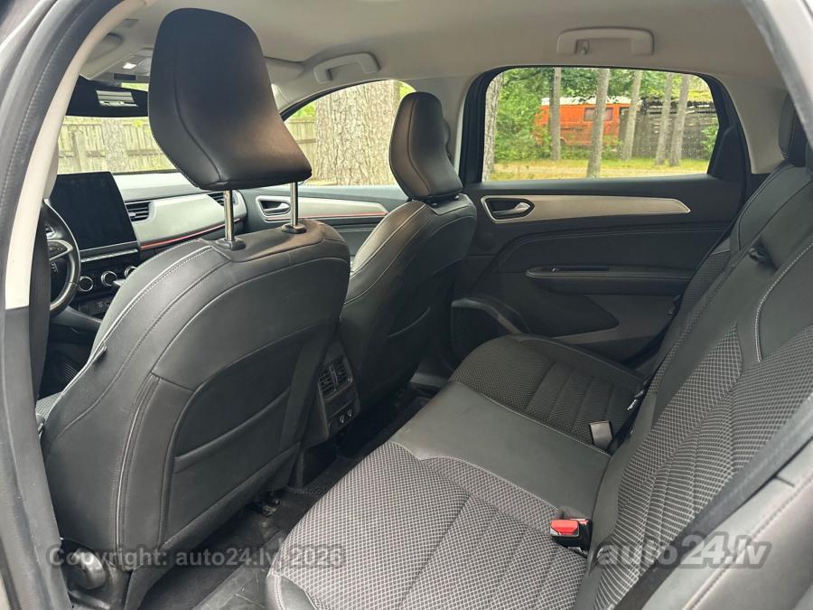 Grey Renault Arkana 2021 in Tallinn, with an engine capacity of 1.30 L and mileage of 82 thousand km for 15900 €, photo 10 on AUTOMOTO.COM.LV