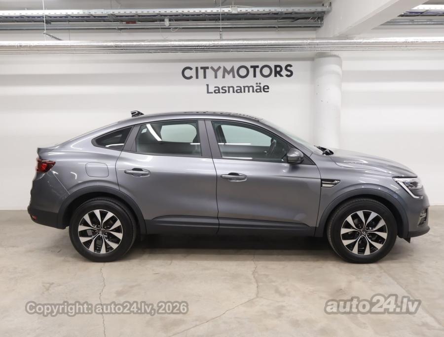 Grey Renault Arkana 2023 in Tallinn, with an engine capacity of 1.30 L and mileage of 50 thousand km for 17900 €, photo 6 on AUTOMOTO.COM.LV