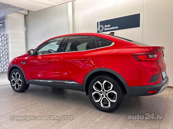 Renault Arkana 2021 Tallina, ar dzinēja tilpumu 1.30 L un nobraukumu 57 tūkst. km par 15900 €, foto 4 vietnē AUTOMOTO.COM.LV