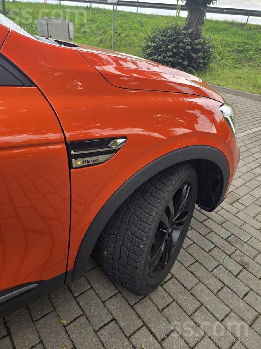 Oranžs Renault Arkana 2021 Daugavpils, ar dzinēja tilpumu 1.30 L un nobraukumu 29 tūkst. km par 19000 €, foto 5 vietnē AUTOMOTO.COM.LV