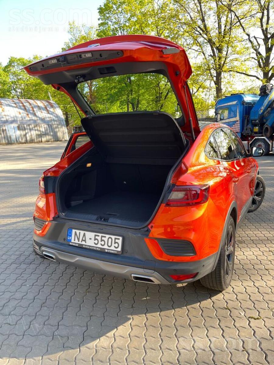 Orange Renault Arkana 2021 in Riga, with an engine capacity of 1.30 L and mileage of 77 thousand km for 15400 €, photo 4 on AUTOMOTO.COM.LV