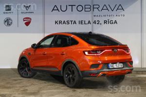 Oranžs Renault Arkana 2022 Rīga, ar dzinēja tilpumu 1.60 L un nobraukumu 61 tūkst. km par 19990 €, foto 8 vietnē AUTOMOTO.COM.LV