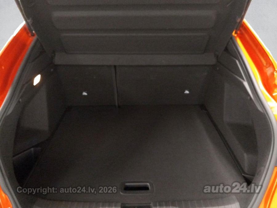 Oranžs Renault Arkana 2021 Tallina, ar dzinēja tilpumu 1.30 L un nobraukumu 70 tūkst. km par 17990 €, foto 9 vietnē AUTOMOTO.COM.LV