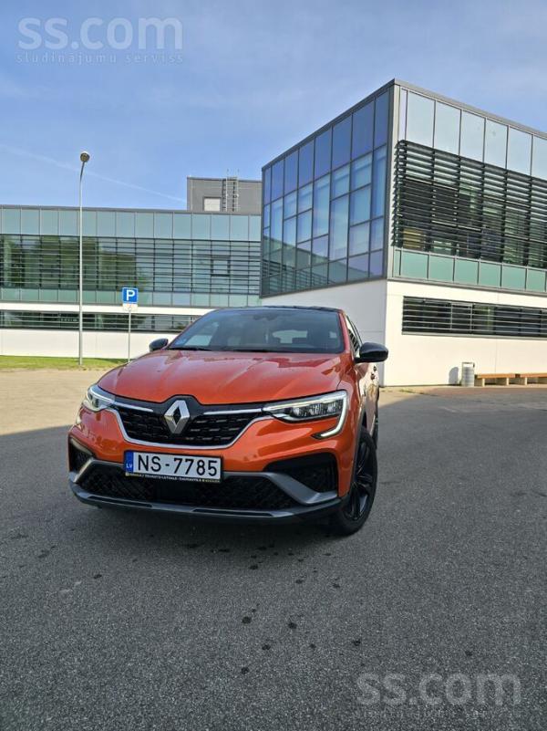 Orange Renault Arkana 2021 in Daugavpils, with an engine capacity of 1.30 L and mileage of 19 thousand km for 19000 €, photo 3 on AUTOMOTO.COM.LV