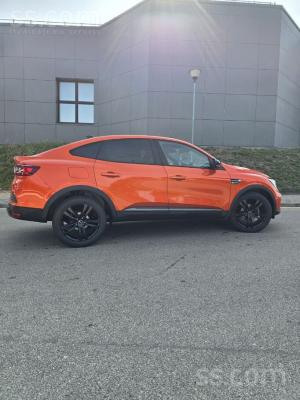 Orange Renault Arkana 2021 in Daugavpils, with an engine capacity of 1.30 L and mileage of 19 thousand km for 19000 €, photo 5 on AUTOMOTO.COM.LV