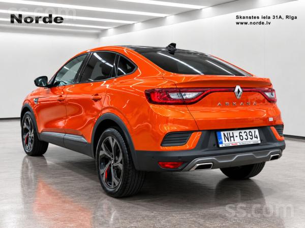 Orange Renault Arkana 2022 in Riga, with an engine capacity of 1.30 L and mileage of 42 thousand km for 19990 €, photo 4 on AUTOMOTO.COM.LV