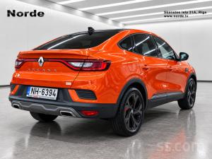 Orange Renault Arkana 2022 in Riga, with an engine capacity of 1.30 L and mileage of 42 thousand km for 19990 €, photo 5 on AUTOMOTO.COM.LV