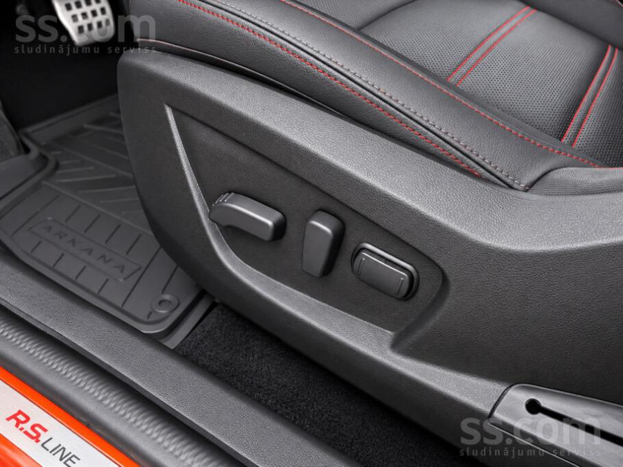 Orange Renault Arkana 2022 in Riga, with an engine capacity of 1.30 L and mileage of 42 thousand km for 19990 €, photo 8 on AUTOMOTO.COM.LV