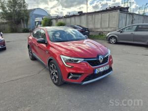 Red Renault Arkana 2021 in Riga, with an engine capacity of 1.30 L and mileage of 43 thousand km for 18990 €, photo 3 on AUTOMOTO.COM.LV