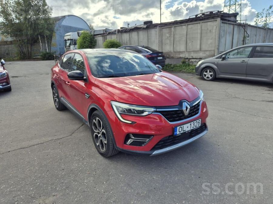 Red Renault Arkana 2021 in Riga, with an engine capacity of 1.30 L and mileage of 43 thousand km for 18990 €, photo 3 on AUTOMOTO.COM.LV
