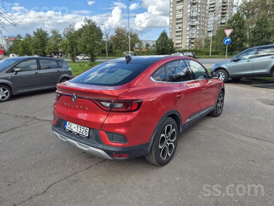 Red Renault Arkana 2021 in Riga, with an engine capacity of 1.30 L and mileage of 43 thousand km for 18990 €, photo 7 on AUTOMOTO.COM.LV