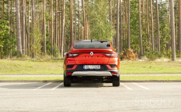 Sarkans Renault Arkana 2021 Rīga, ar dzinēja tilpumu 1.30 L un nobraukumu 43 tūkst. km par 18990 €, foto 8 vietnē AUTOMOTO.COM.LV