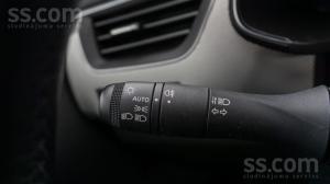 Sarkans Renault Arkana 2021 Rīga, ar dzinēja tilpumu 1.30 L un nobraukumu 43 tūkst. km par 18990 €, foto 24 vietnē AUTOMOTO.COM.LV