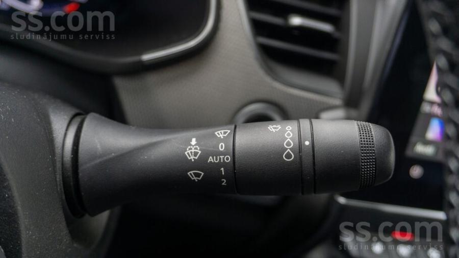 Sarkans Renault Arkana 2021 Rīga, ar dzinēja tilpumu 1.30 L un nobraukumu 43 tūkst. km par 18990 €, foto 25 vietnē AUTOMOTO.COM.LV