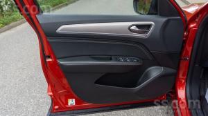 Sarkans Renault Arkana 2021 Rīga, ar dzinēja tilpumu 1.30 L un nobraukumu 43 tūkst. km par 18990 €, foto 29 vietnē AUTOMOTO.COM.LV