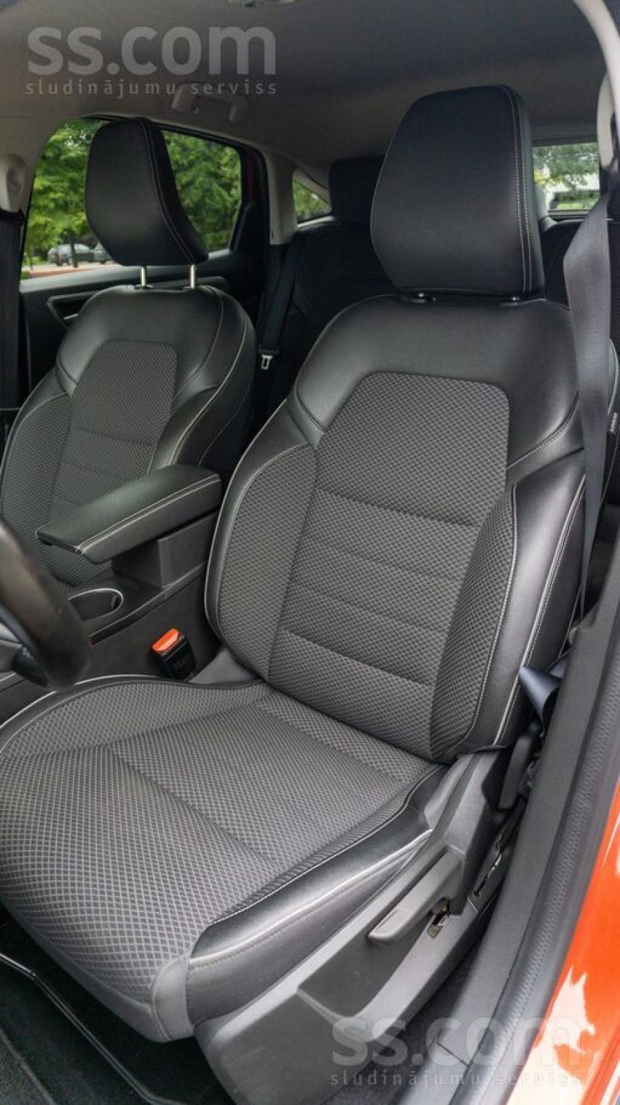 Sarkans Renault Arkana 2021 Rīga, ar dzinēja tilpumu 1.30 L un nobraukumu 43 tūkst. km par 18990 €, foto 30 vietnē AUTOMOTO.COM.LV