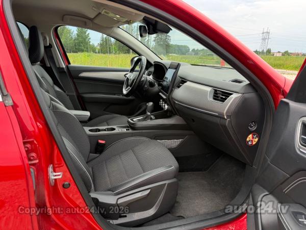 Red Renault Arkana 2021 in Tartu, with an engine capacity of 1.30 L and mileage of 59 thousand km for 15800 €, photo 8 on AUTOMOTO.COM.LV