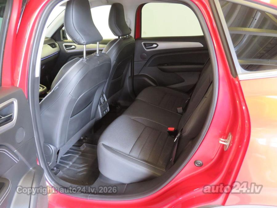 Red Renault Arkana 2023 in Tallinn, with an engine capacity of 1.60 L and mileage of 25 thousand km for 20000 €, photo 6 on AUTOMOTO.COM.LV