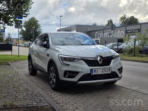 Белый Рено Arkana 2021 в Рига, объемом двигателя 1.60 л и пробегом 74 тыс. км за 16800 €, фото 3 на AUTOMOTO.COM.LV
