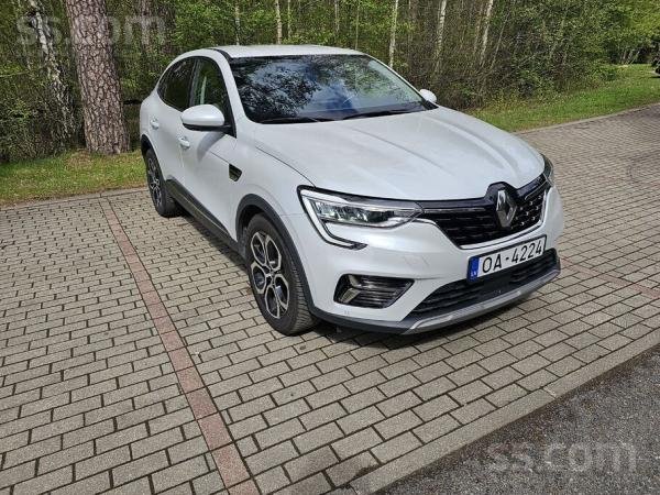Белый Рено Arkana 2022 в Рига, объемом двигателя 1.30 л и пробегом 0 тыс. км за 11500 €, фото 1 на AUTOMOTO.COM.LV