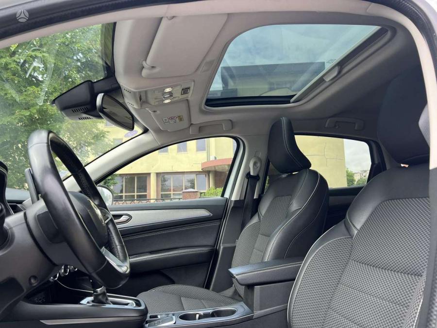 Balts Renault Arkana 2022 Kauņa, ar dzinēja tilpumu 1.60 L un nobraukumu 223 tūkst. km par 13300 €, foto 18 vietnē AUTOMOTO.COM.LV