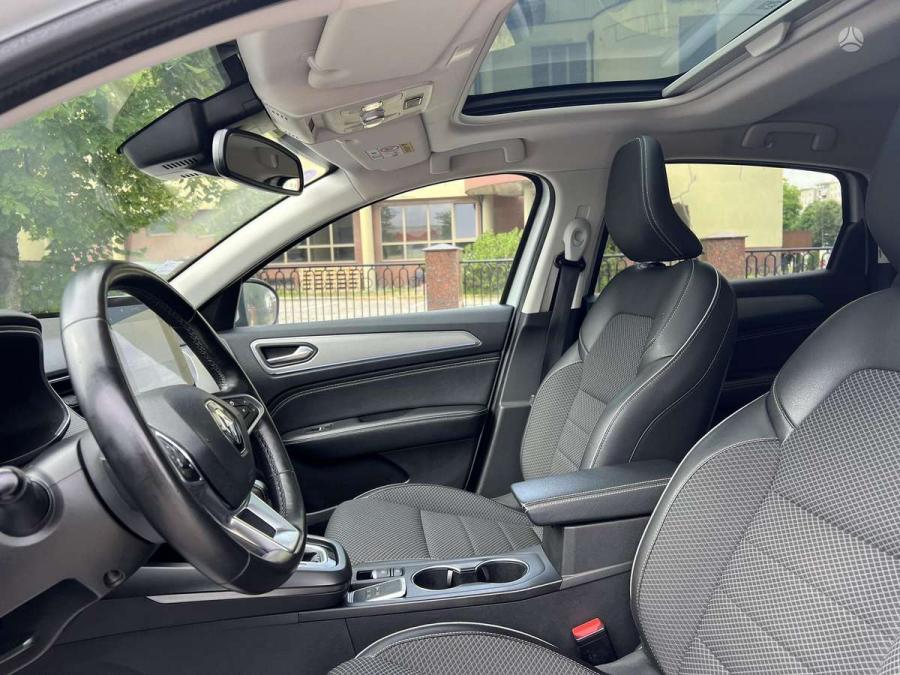 Balts Renault Arkana 2022 Kauņa, ar dzinēja tilpumu 1.60 L un nobraukumu 223 tūkst. km par 13300 €, foto 19 vietnē AUTOMOTO.COM.LV
