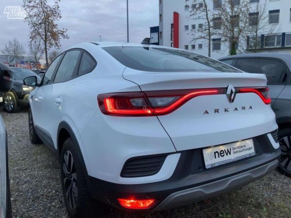 White Renault Arkana 2023 in Kaunas, with an engine capacity of 1.30 L and mileage of 28 thousand km for 22390 €, photo 4 on AUTOMOTO.COM.LV