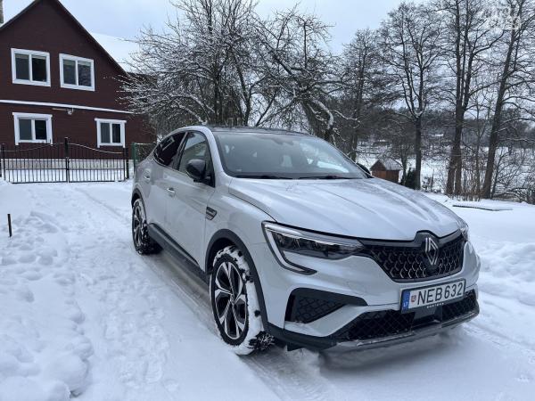 Balts Renault Arkana 2024 Ignalina, ar dzinēja tilpumu 1.30 L un nobraukumu 15 tūkst. km par 26400 €, foto 4 vietnē AUTOMOTO.COM.LV