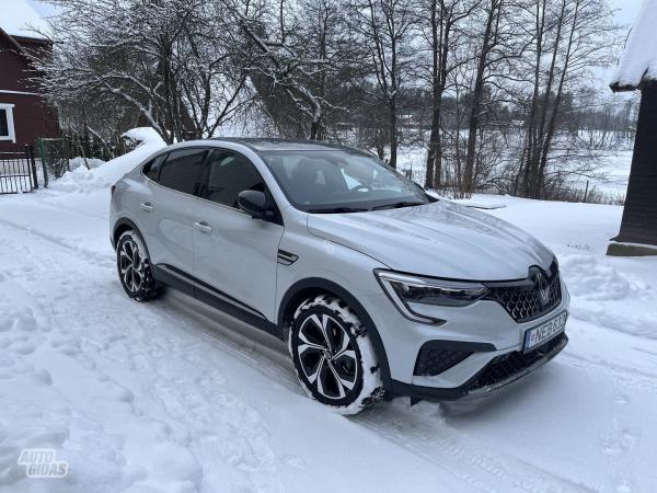 White Renault Arkana 2024 in Ignalina, with an engine capacity of 1.30 L and mileage of 15 thousand km for 26200 €, photo 1 on AUTOMOTO.COM.LV